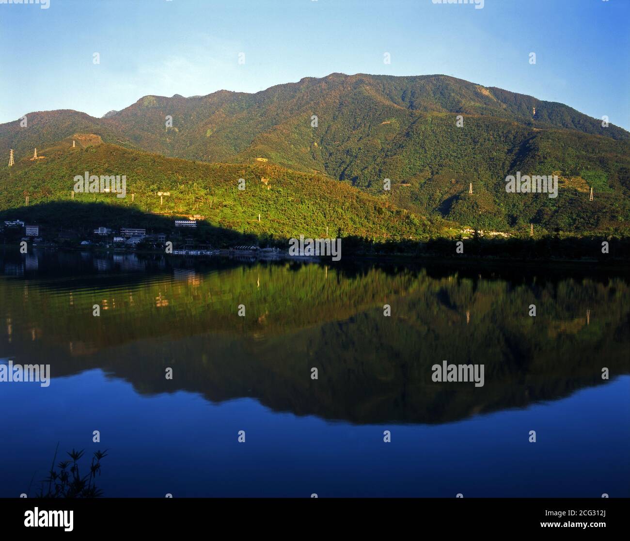 Liyu Lake Shoufeng High Resolution Stock Photography and Images - Alamy