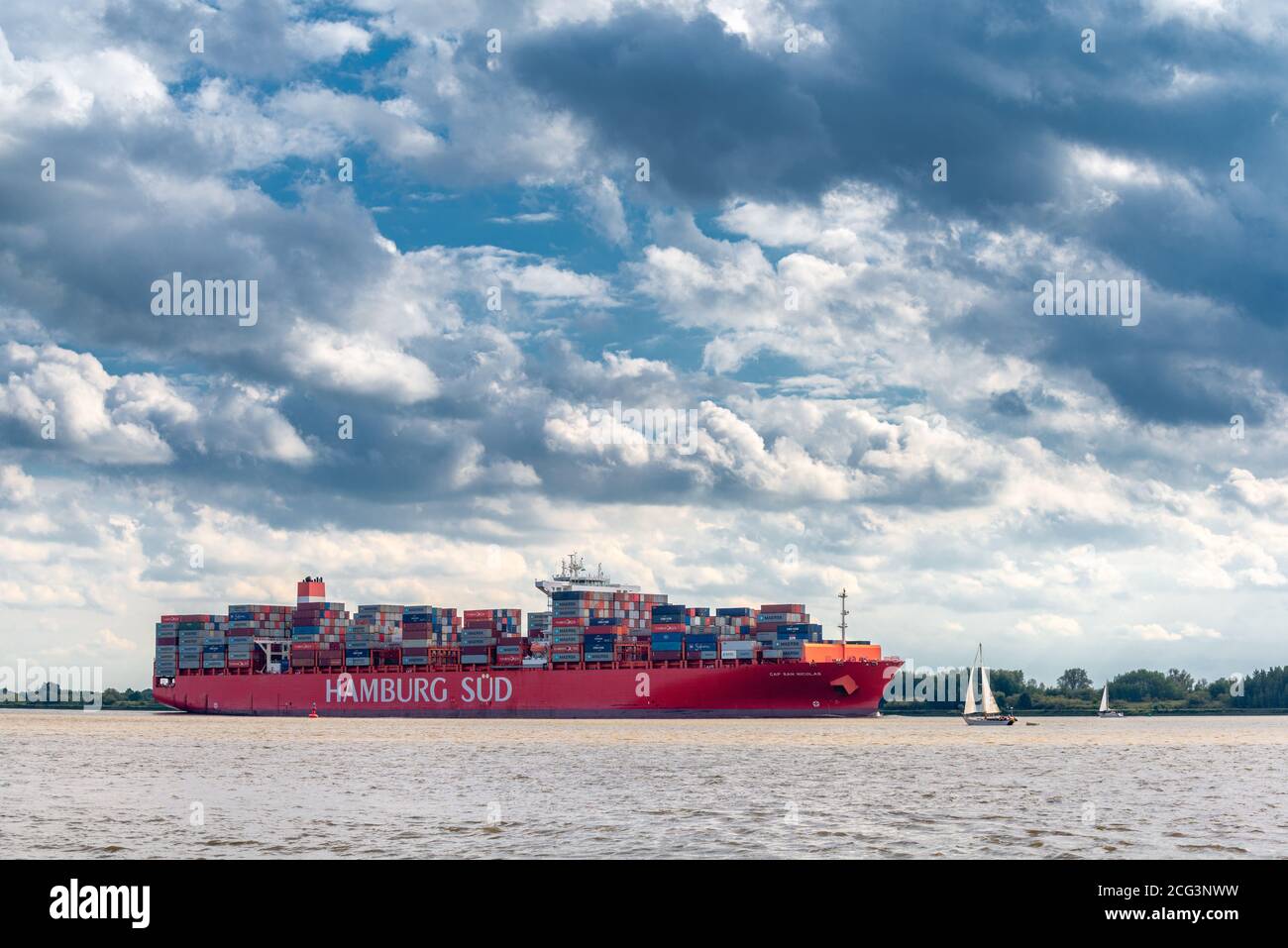 Hamburg sud container hi-res stock photography and images - Alamy