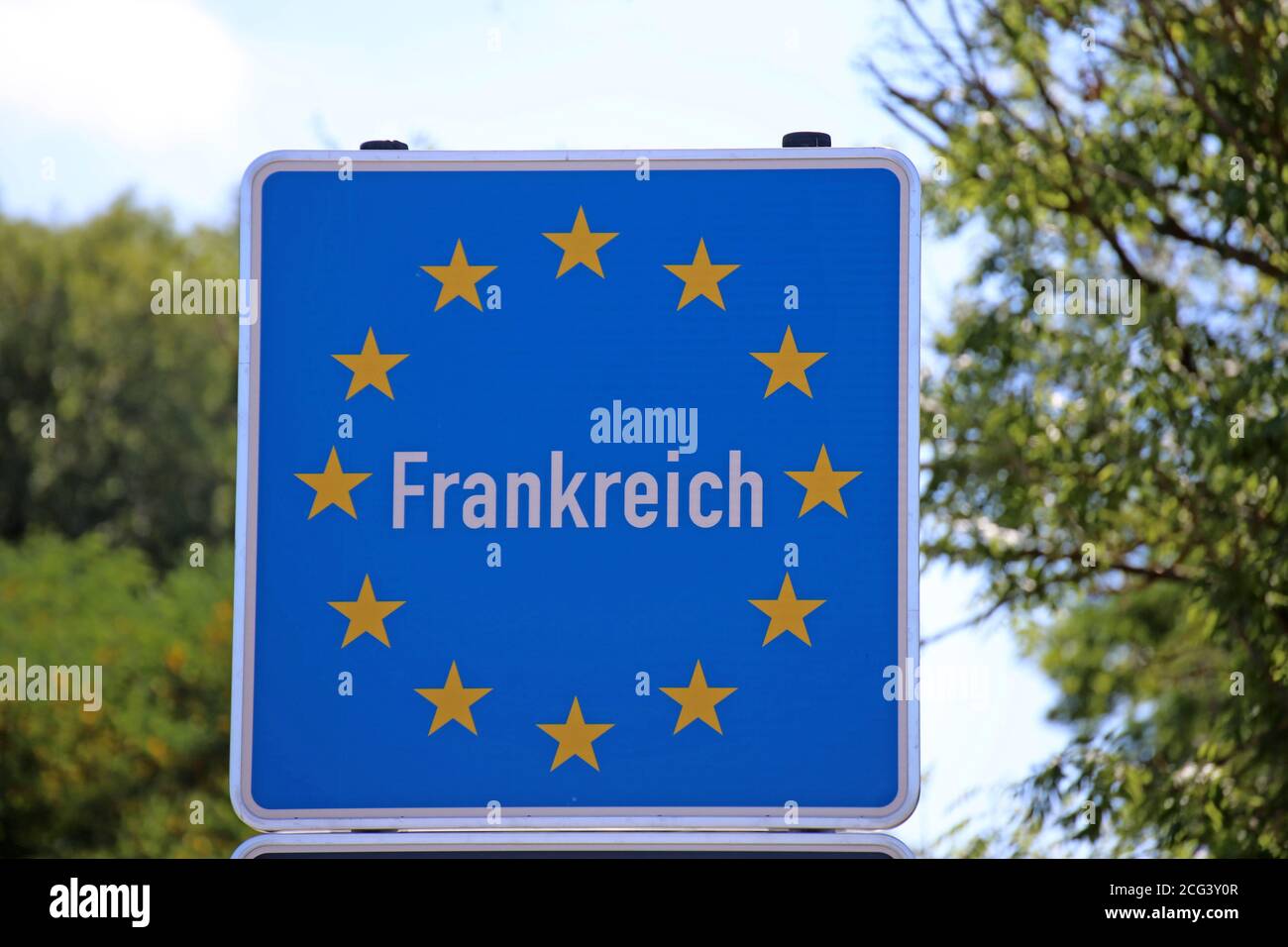 Eu border sign hi-res stock photography and images - Alamy