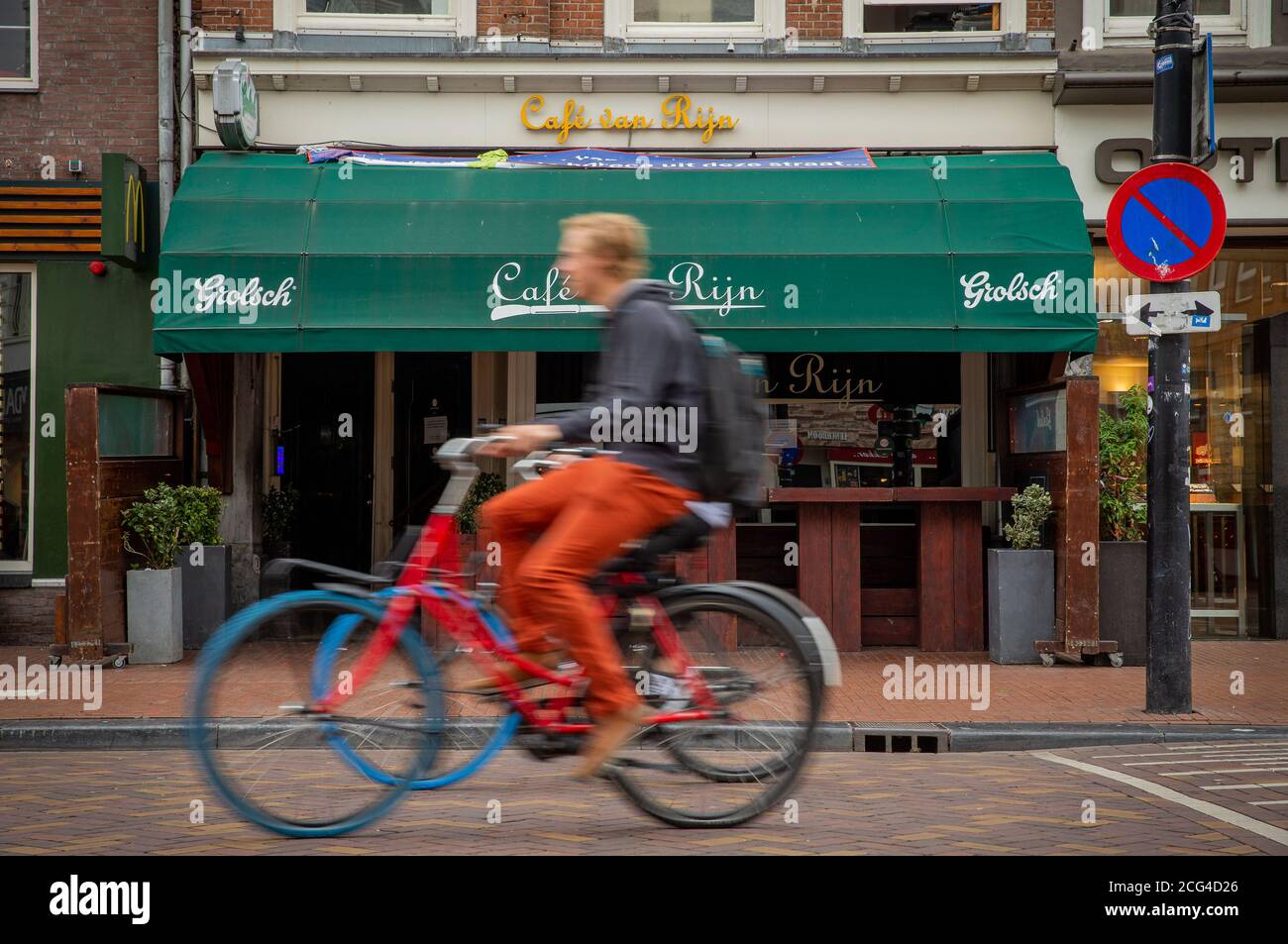 NIJMEGEN: 09-09-2020, School SSGN and bar Van Rijn in Nijmegen are ...