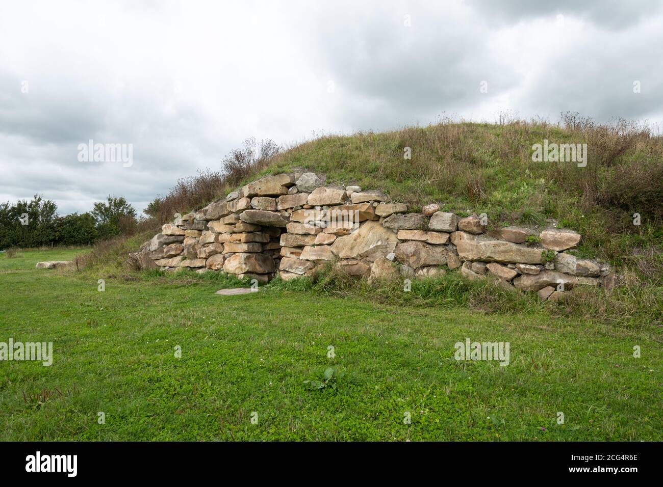 All Cannings Long Barrow in Wiltshire, UK, a modern barrow inspired by ...