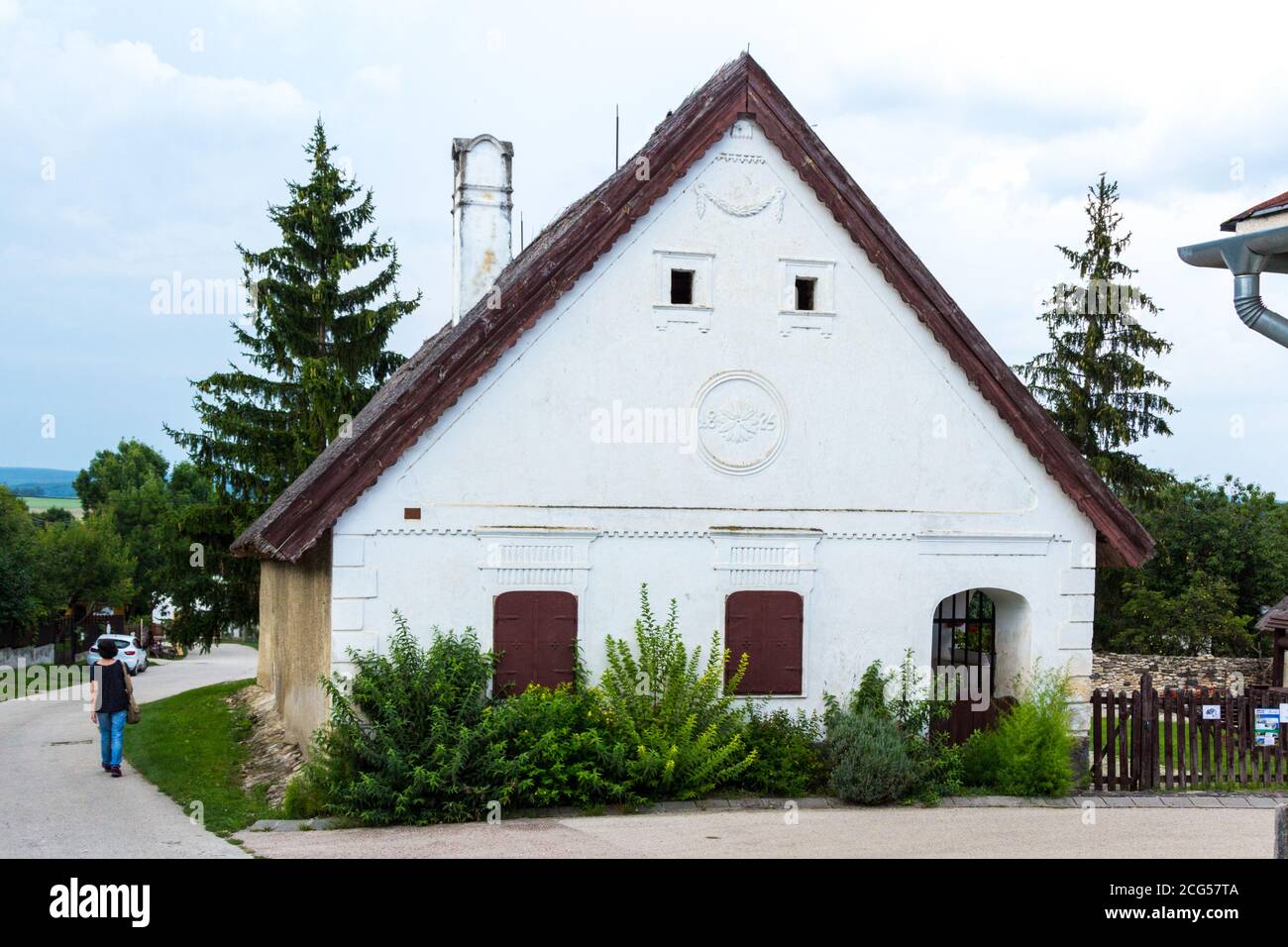 Traditional hungarian houses hi-res stock photography and images - Alamy