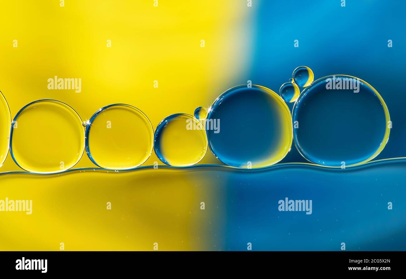 Colorful yellow blue water hi-res stock photography and images - Alamy