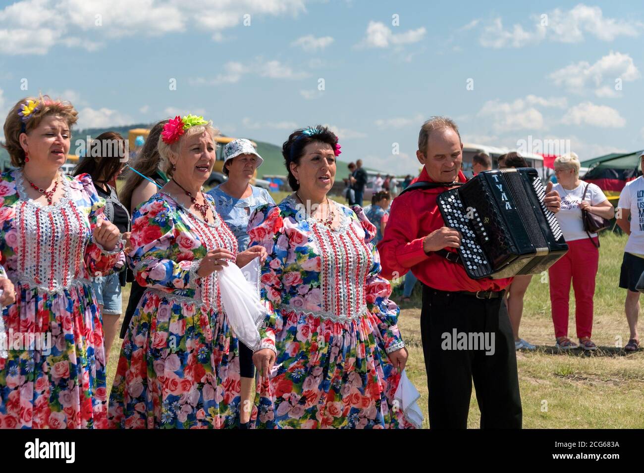 Tula costume hi-res stock photography and images - Alamy