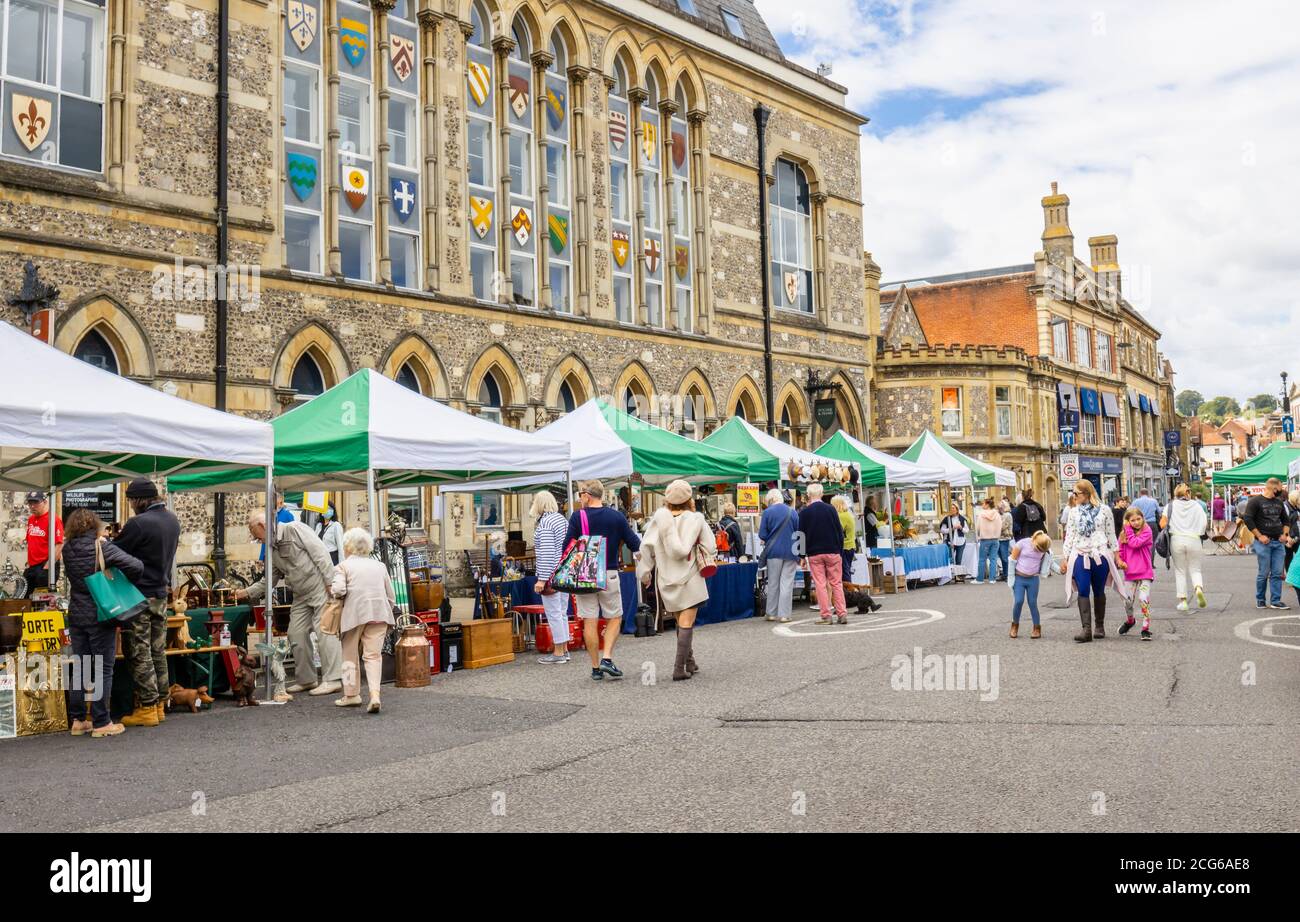 Stalls in a Sunday street market in lower High Street and the Broadway ...