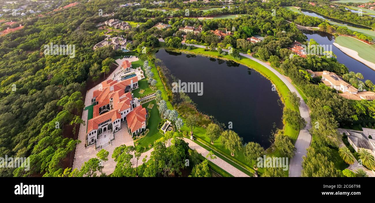 Club Jupiter Florida Mansions