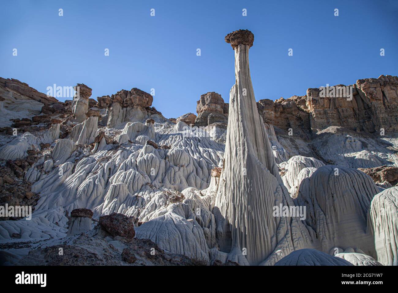 A hidden gem of a hike from Big Water to the Wahweap Hoodoos, a ...