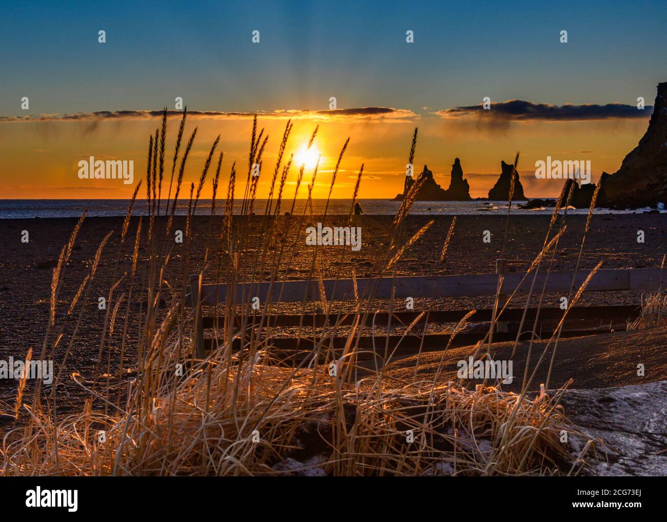 Famous sea stacks hi-res stock photography and images - Alamy