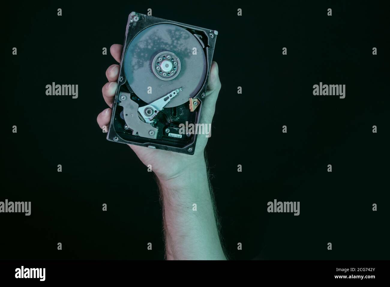 Hard drive block of ice hi-res stock photography and images - Alamy