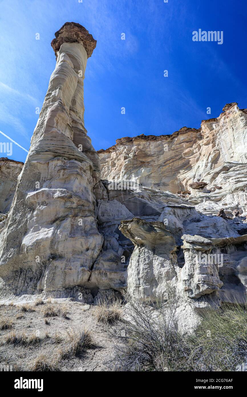 A hidden gem of a hike from Big Water to the Wahweap Hoodoos, a ...