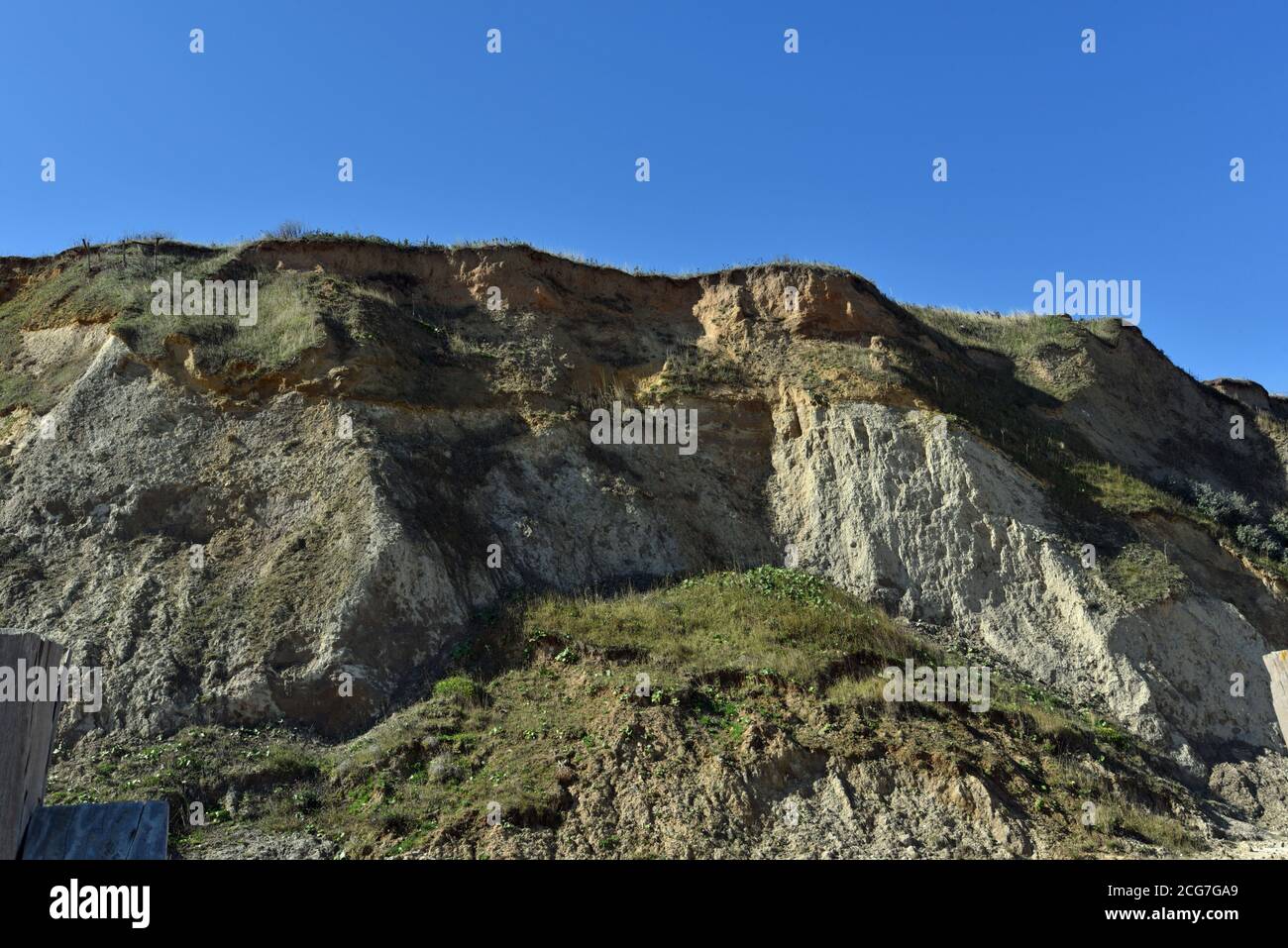 Mundesley cliff erosion hi-res stock photography and images - Alamy