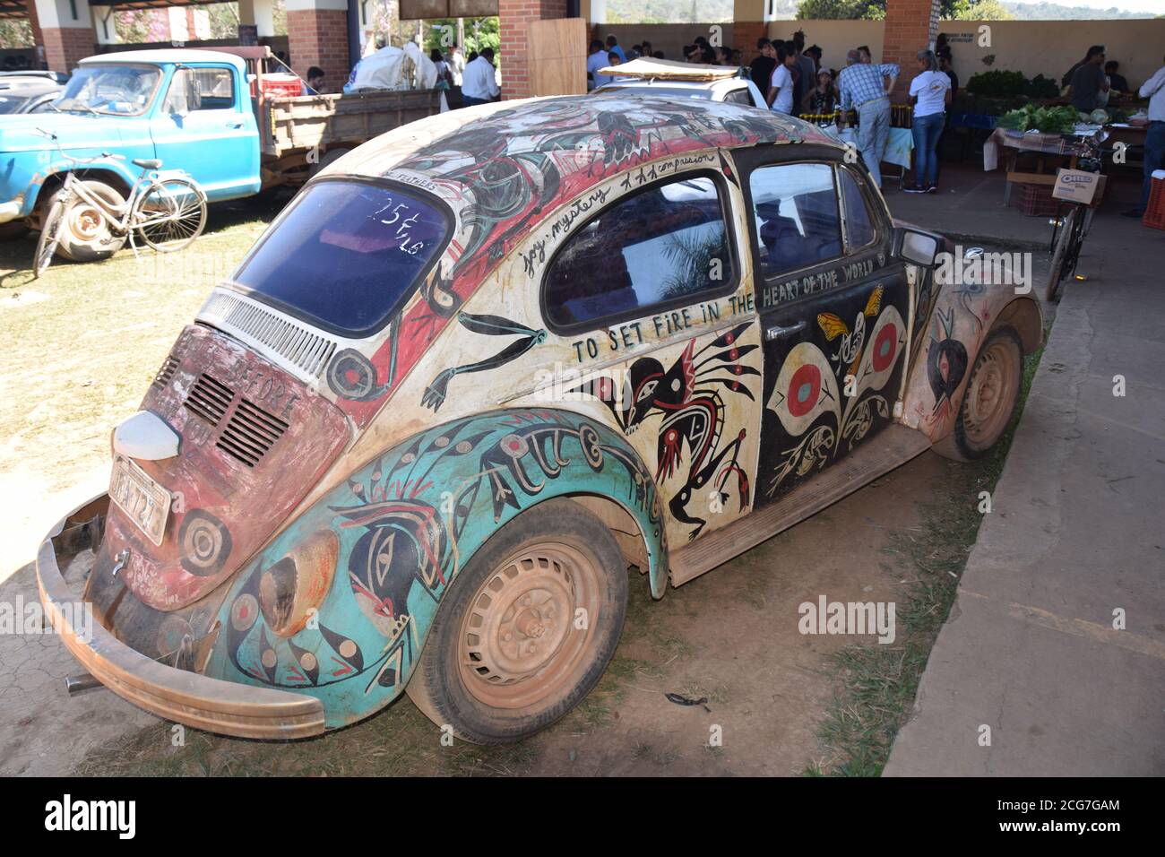 volkswagen bug car hippie car all painted 1970 volkswagem bug Stock ...