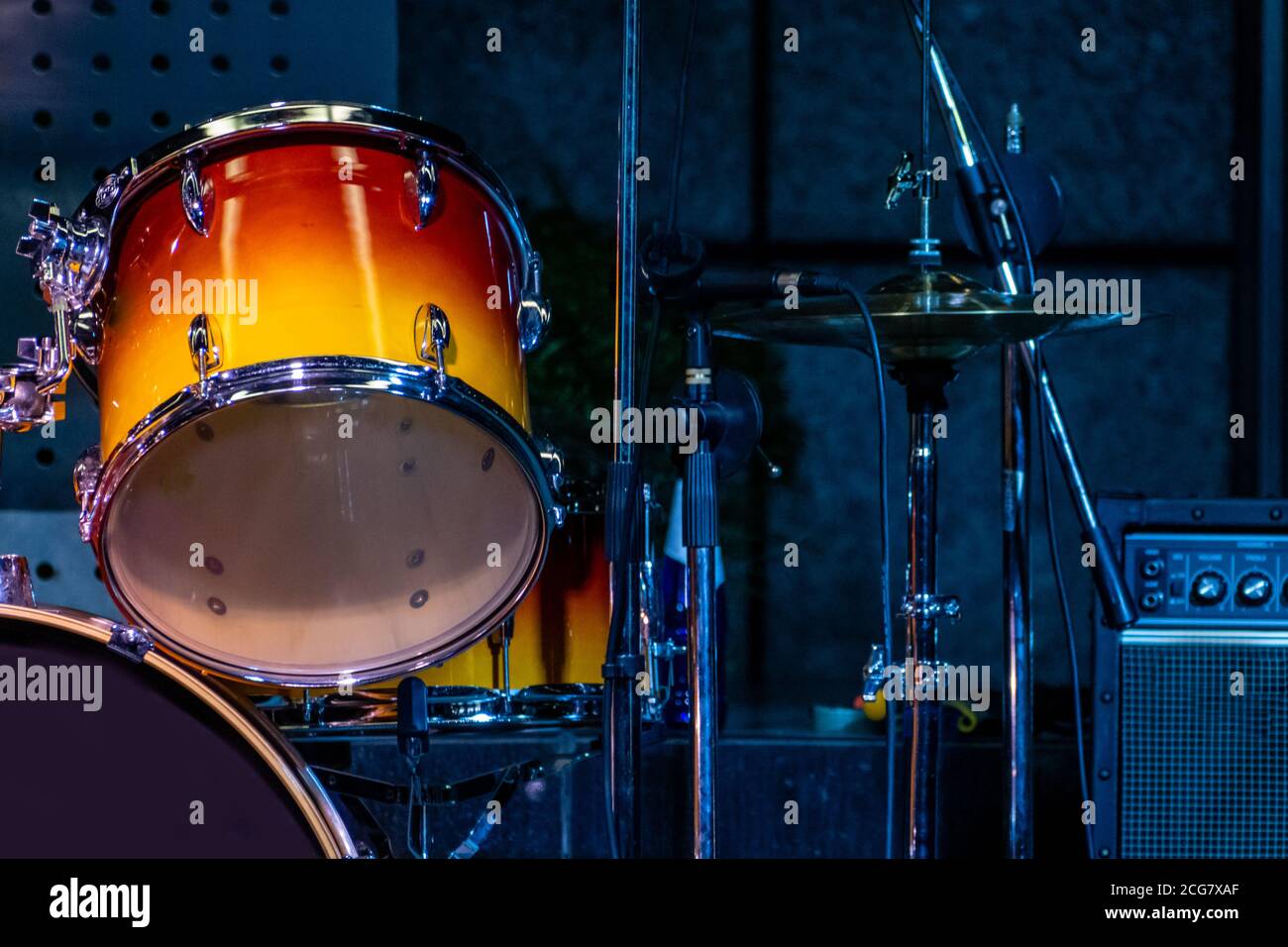Close up on drums rock hi-res stock photography and images - Alamy