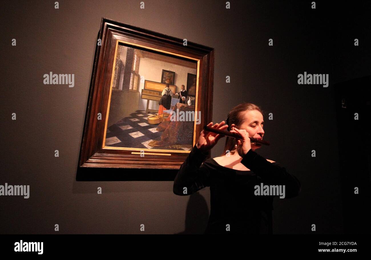Vermeer painting hi-res stock photography and images - Alamy