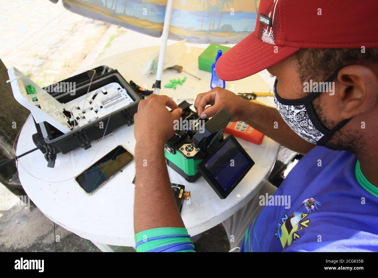 Recife, Brazil. 09th Sep, 2020. Installation of fiber optic internet ...