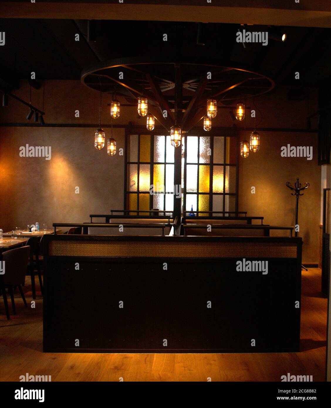Dark room with lamps hi-res stock photography and images - Alamy