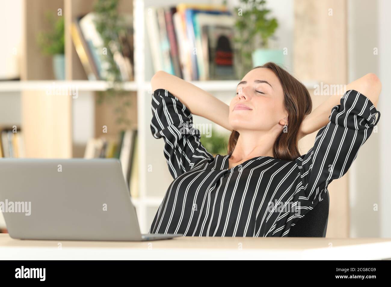 Woman chair relax breathe hi-res stock photography and images - Alamy