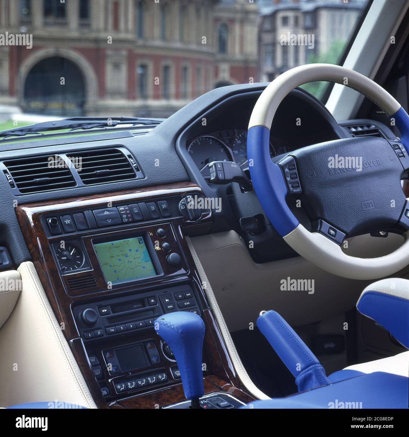 1999 range rover autobiography hi-res stock photography and images - Alamy