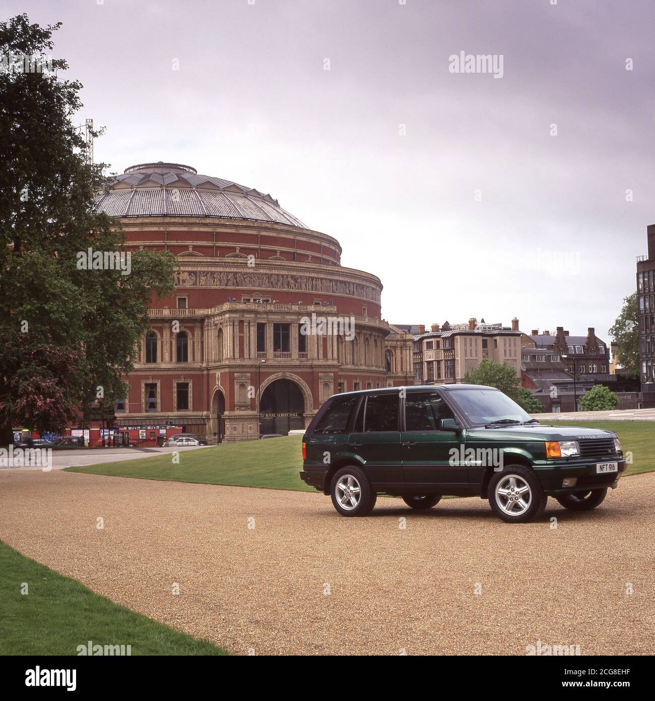 Range rover autobiography hi-res stock photography and images - Alamy