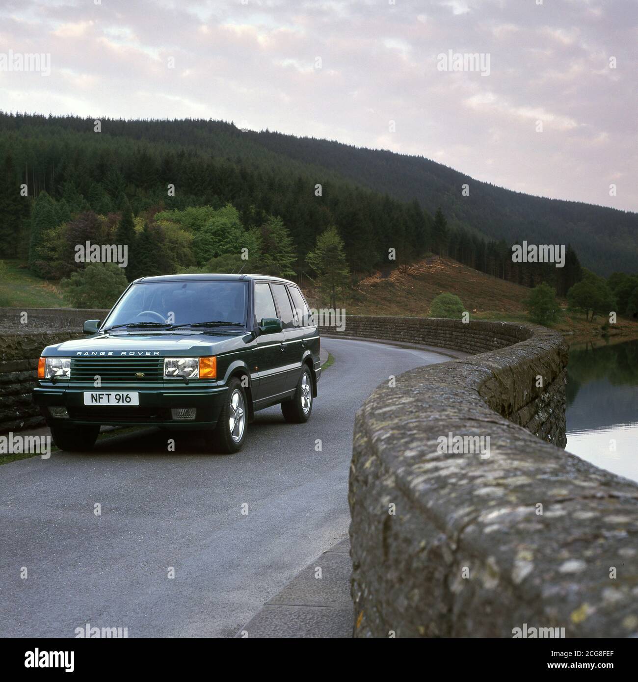 Range rover autobiography hi-res stock photography and images - Alamy