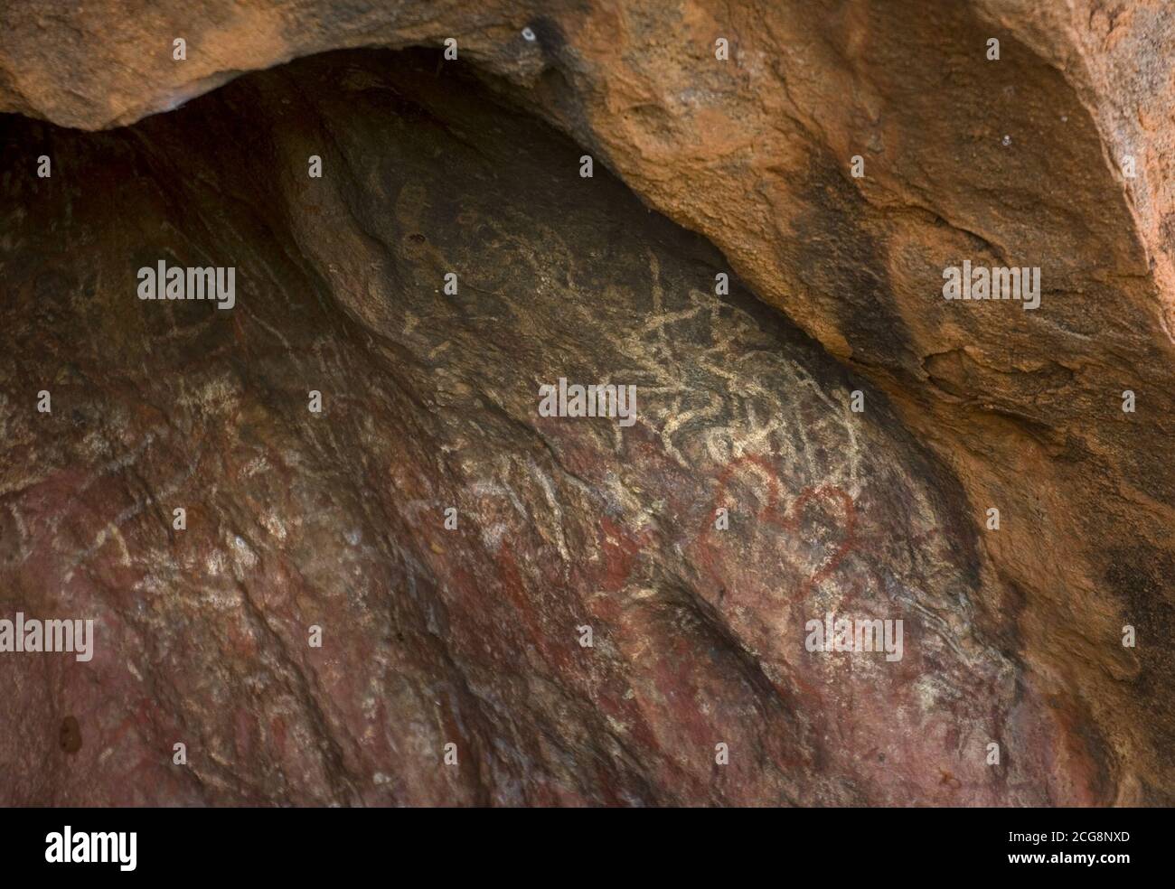 Cave paintings at Uluru (Ayer's Rock) in the Northern Territory ...