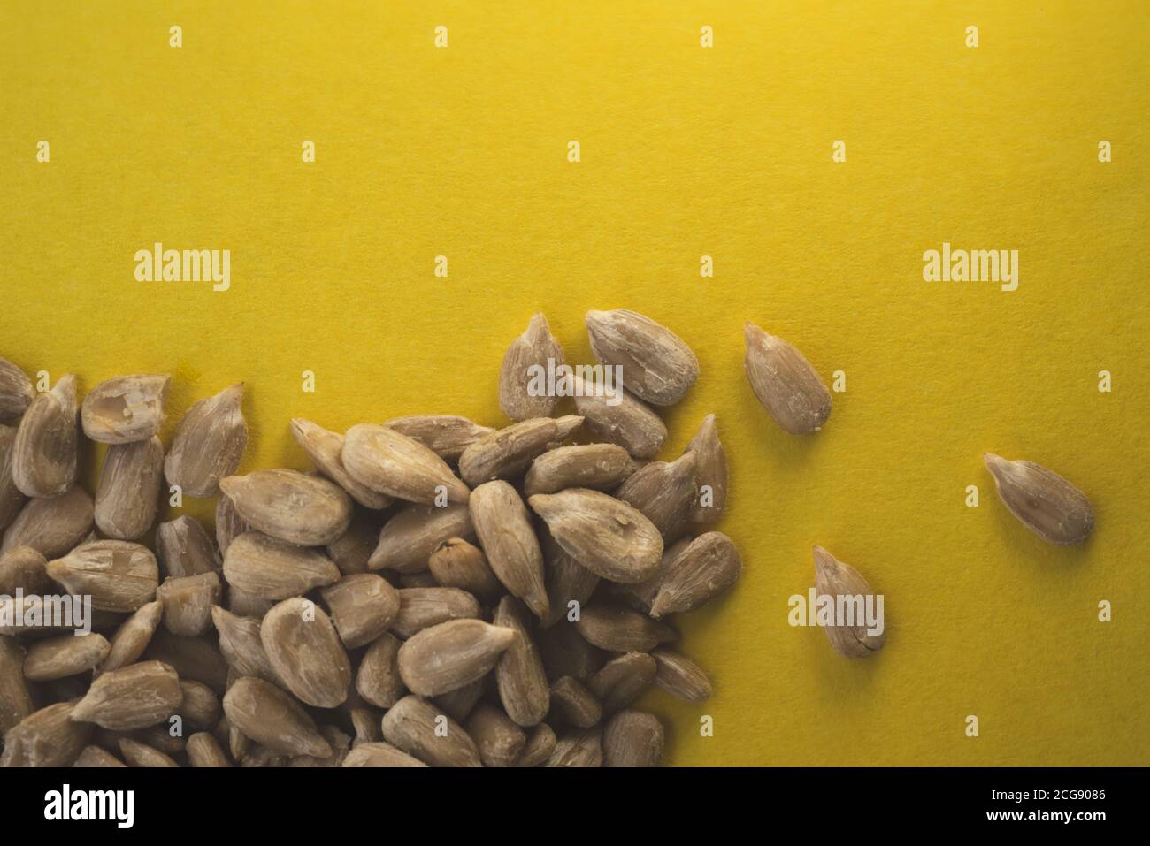 Sunflower seeds peanuts oil hi-res stock photography and images - Alamy