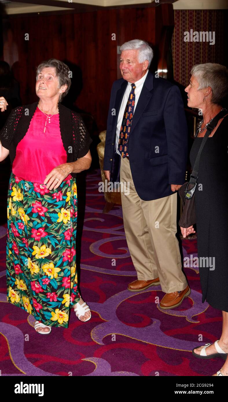 All looking in same direction hi-res stock photography and images - Alamy