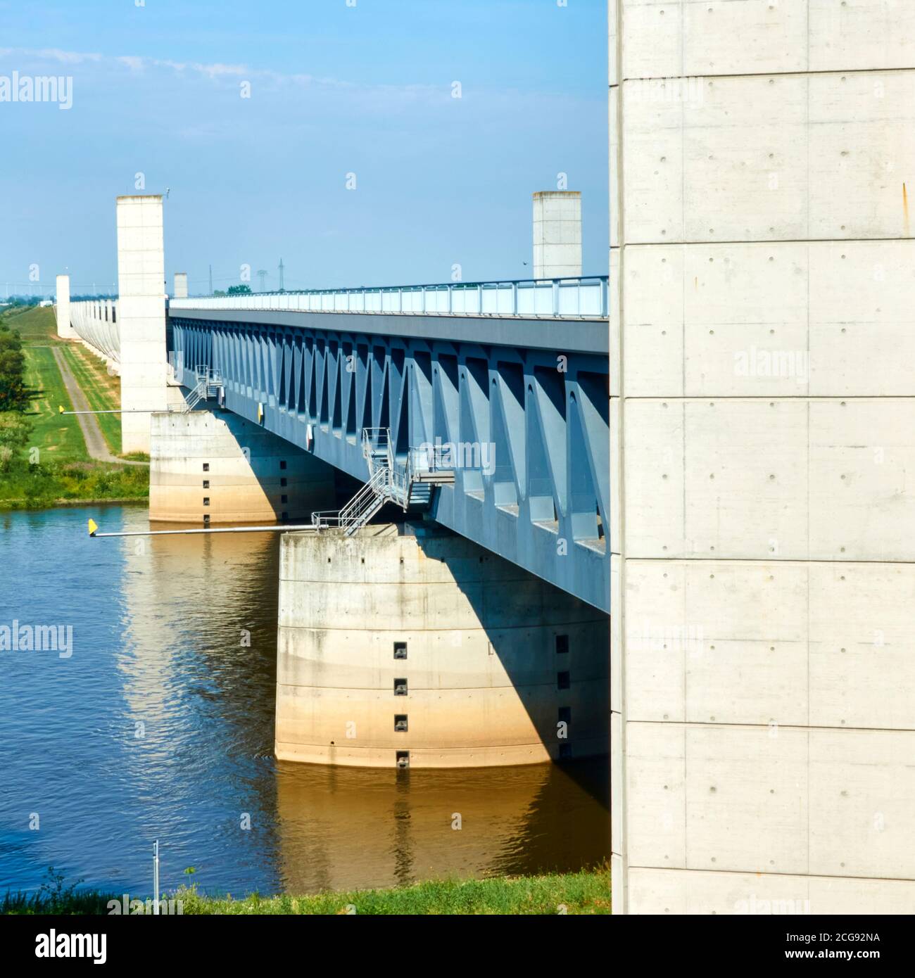 Magdeburg water canal bridge hi-res stock photography and images - Alamy