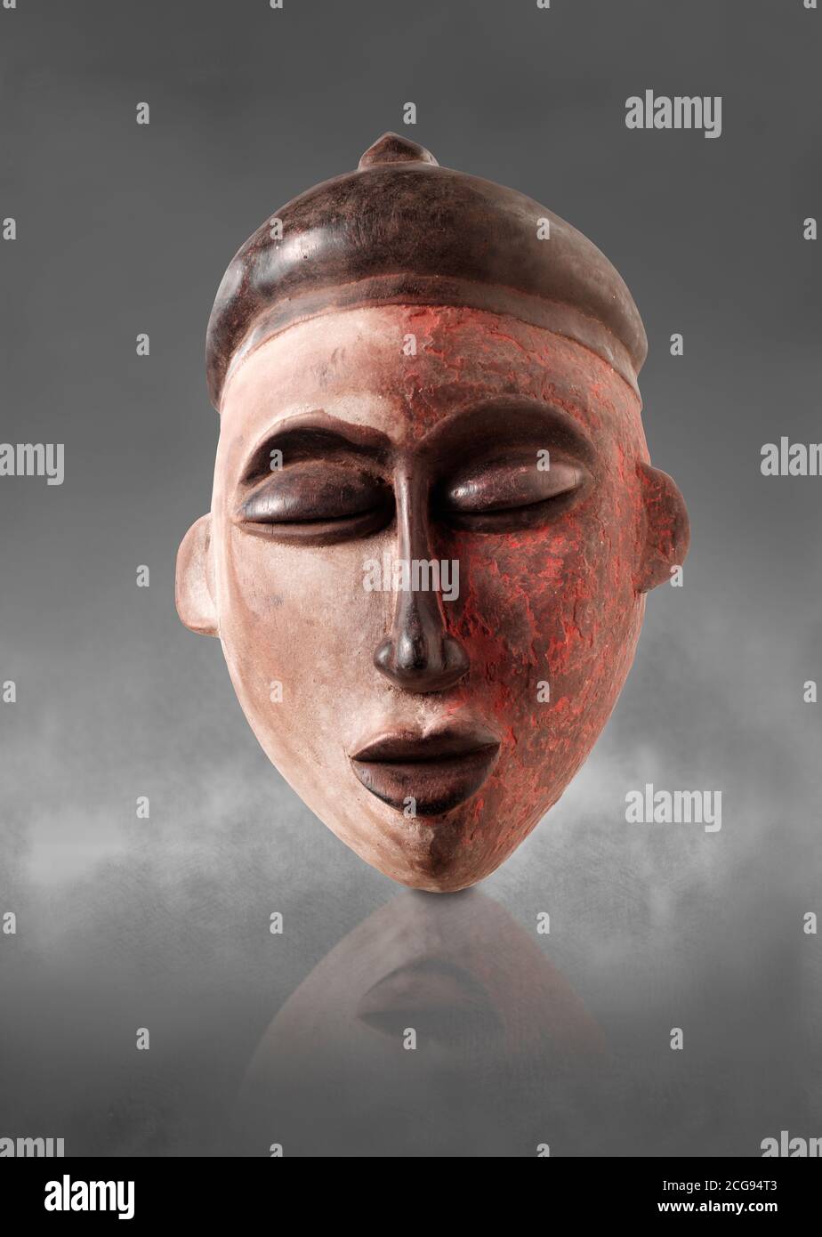 African wooden masks hi-res stock photography and images - Alamy