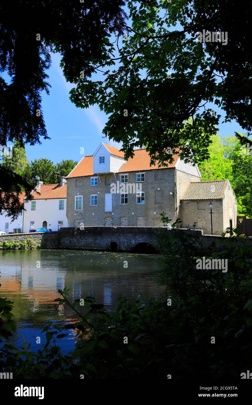 May travel into rivers hi-res stock photography and images - Alamy