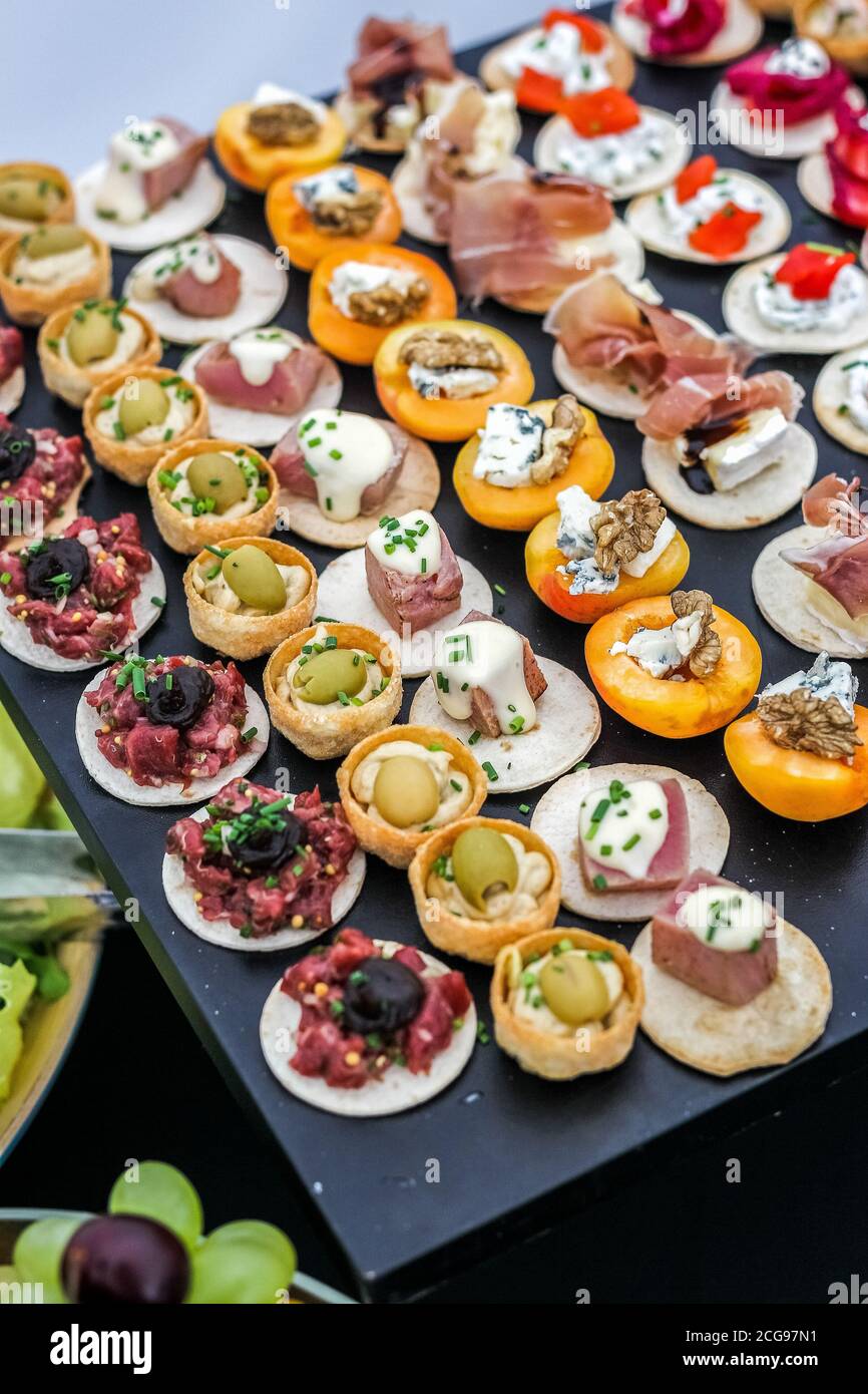 Catering service for guests. Luxury food Stock Photo - Alamy