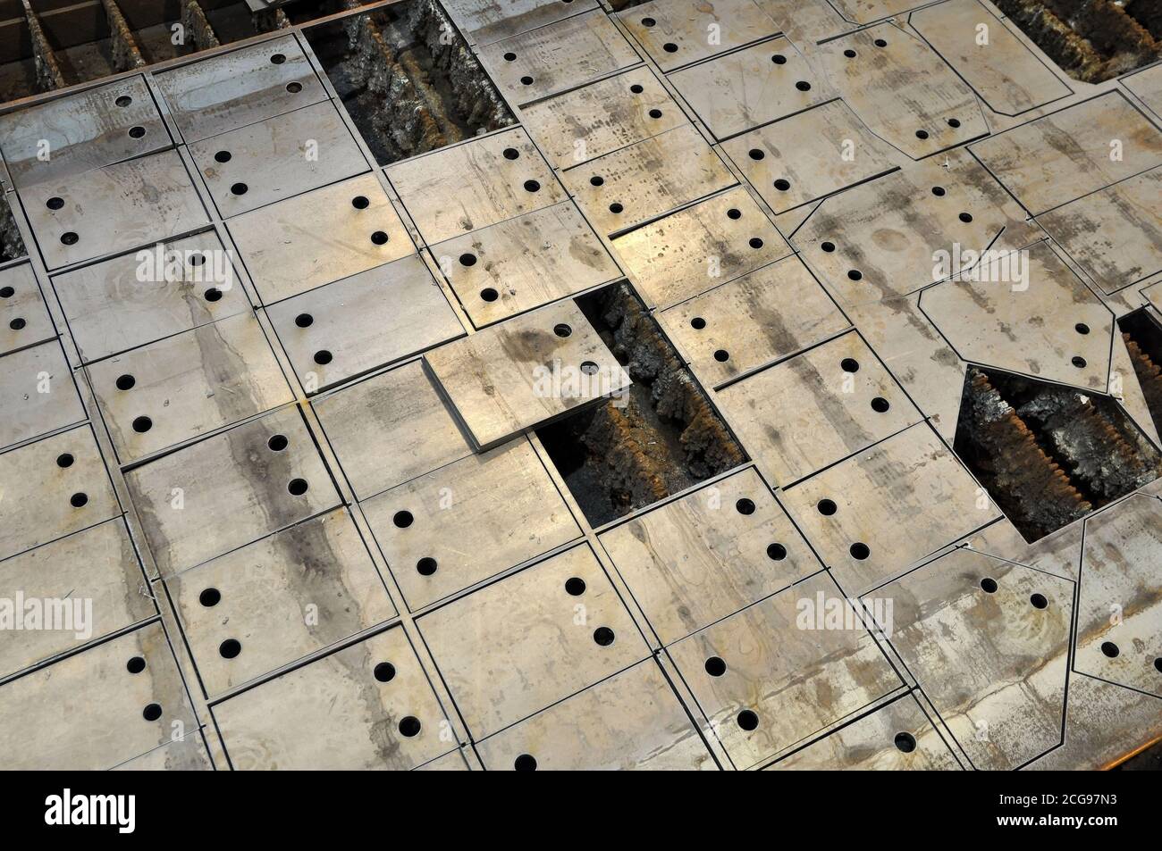 Laser cut steel structures hi-res stock photography and images - Alamy