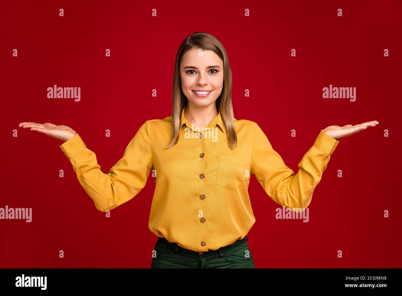 Portrait of her she nice-looking attractive lovely confident cheerful ...