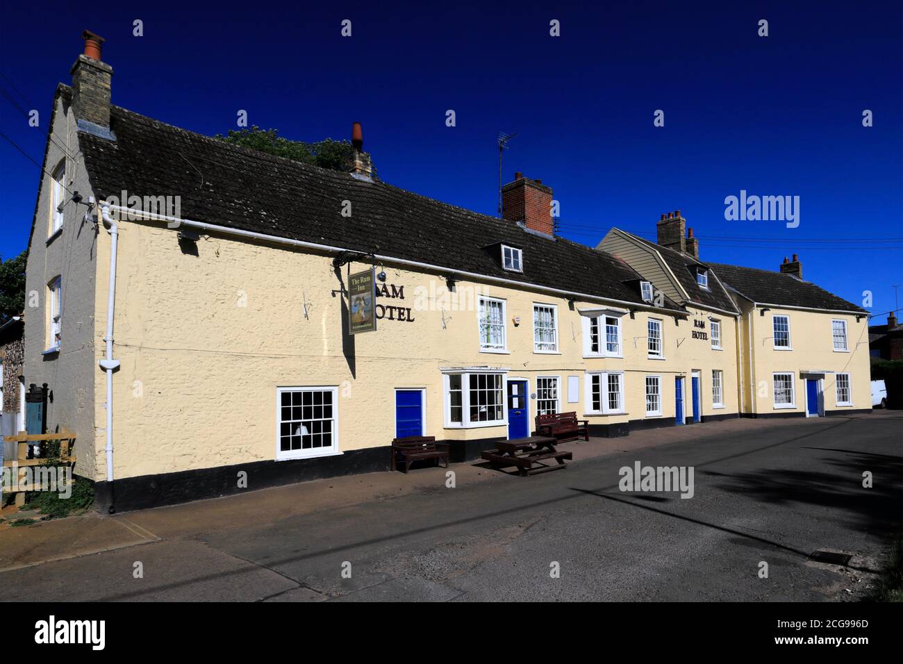 Summer view of the Ram Hotel, Brandon town centre, Norfolk, England ...