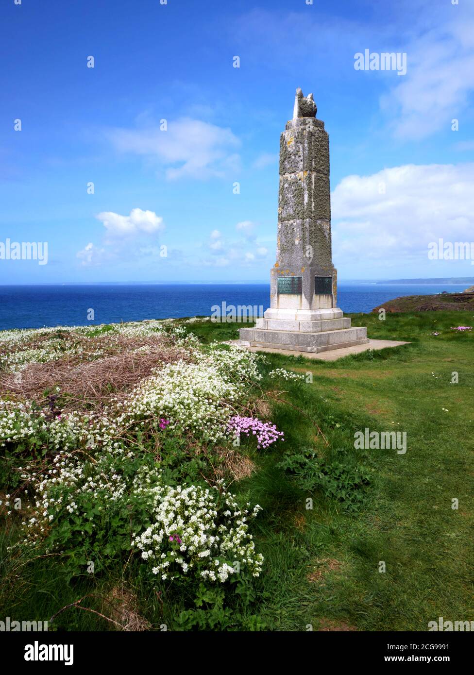Cornwall coastal path cornwall hi-res stock photography and images - Alamy
