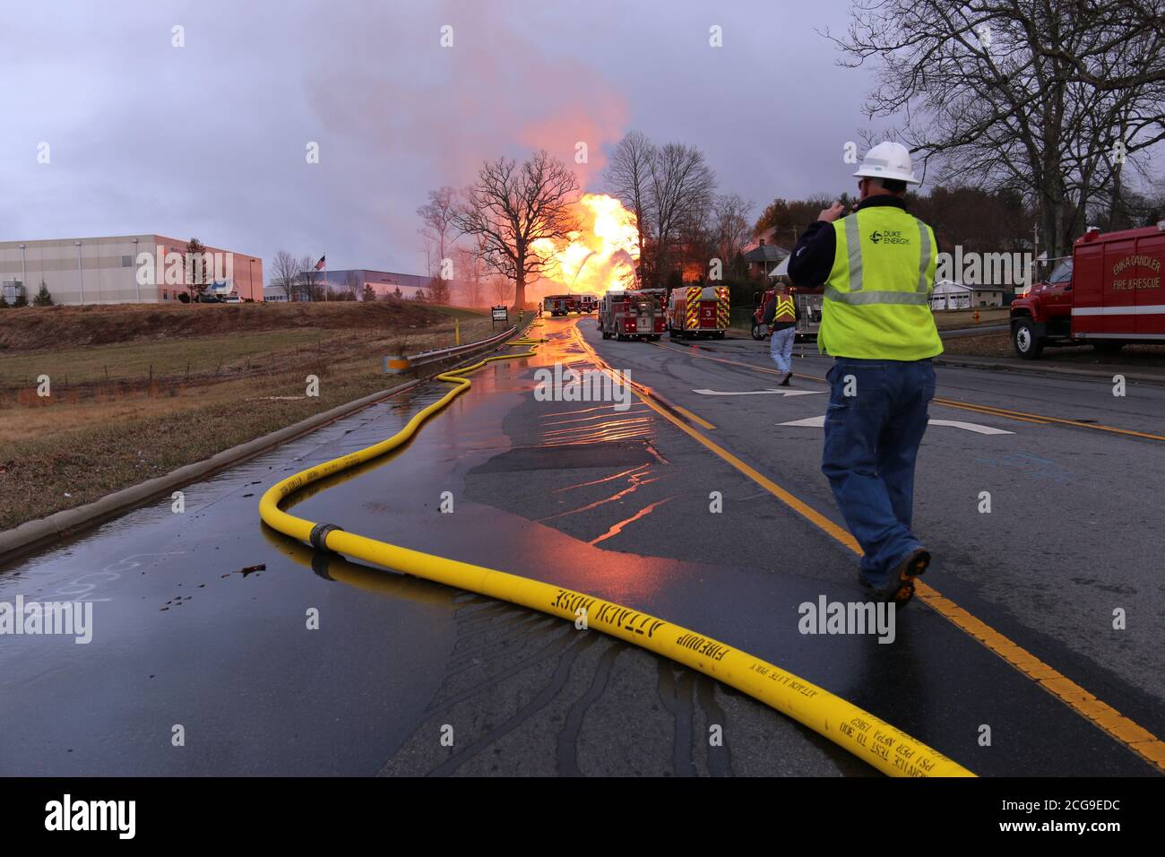 Yellow fire truck hi-res stock photography and images - Alamy