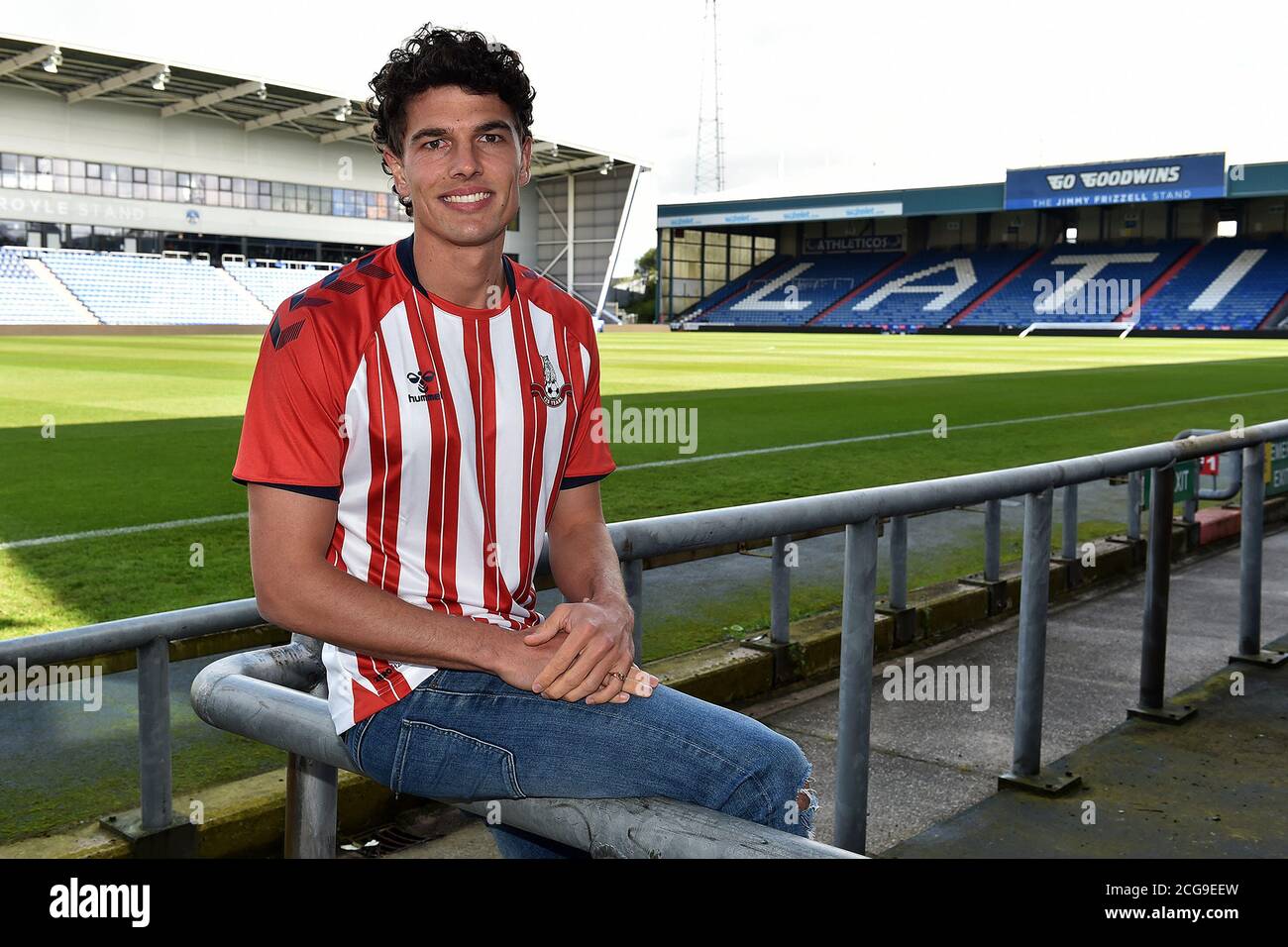 OLDHAM, ENGLAND. SEPTEMBER 6th 2020. George Blackwood at Boundary Park ...
