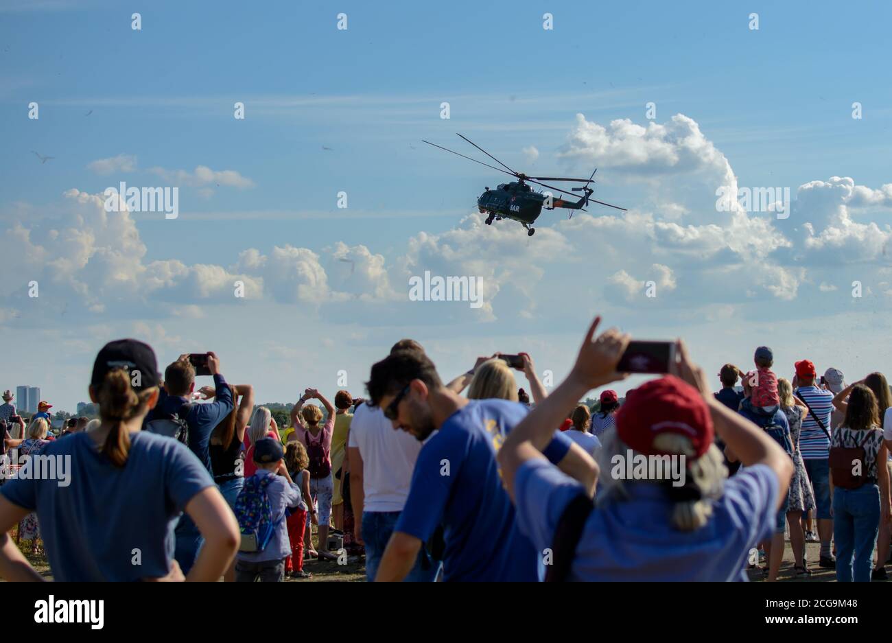 People are watching Mil Mi-17 helicopter taking off at Spilves Aviation ...