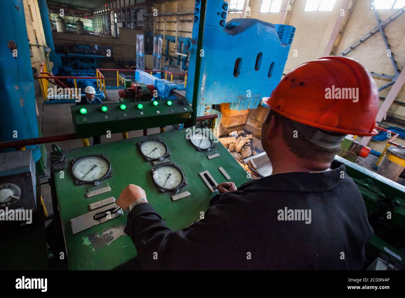 Titanium sponge hi-res stock photography and images - Alamy