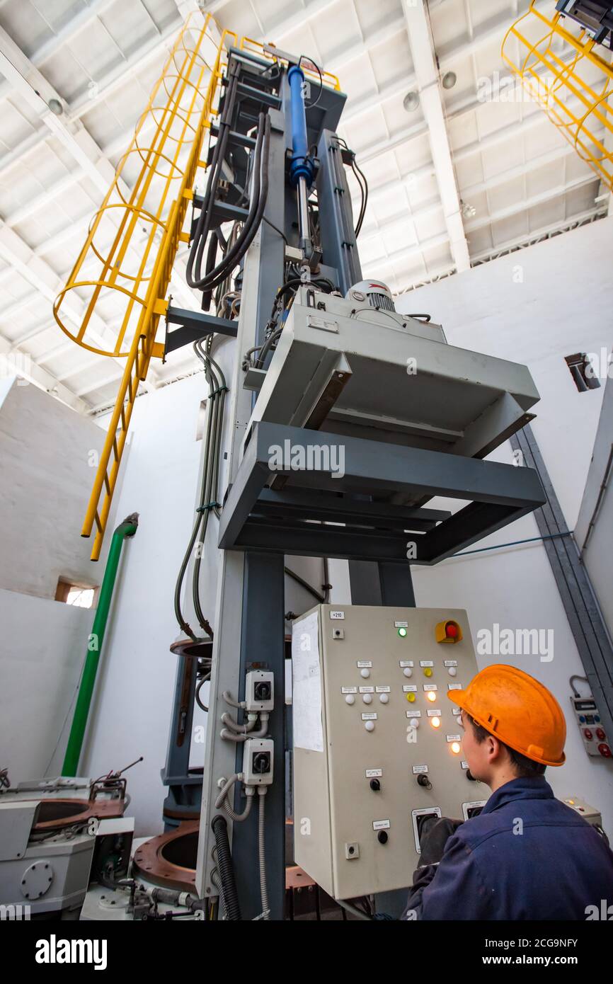 Vacuum metallurgy for metal titanium production. Modern vacuum arc ...