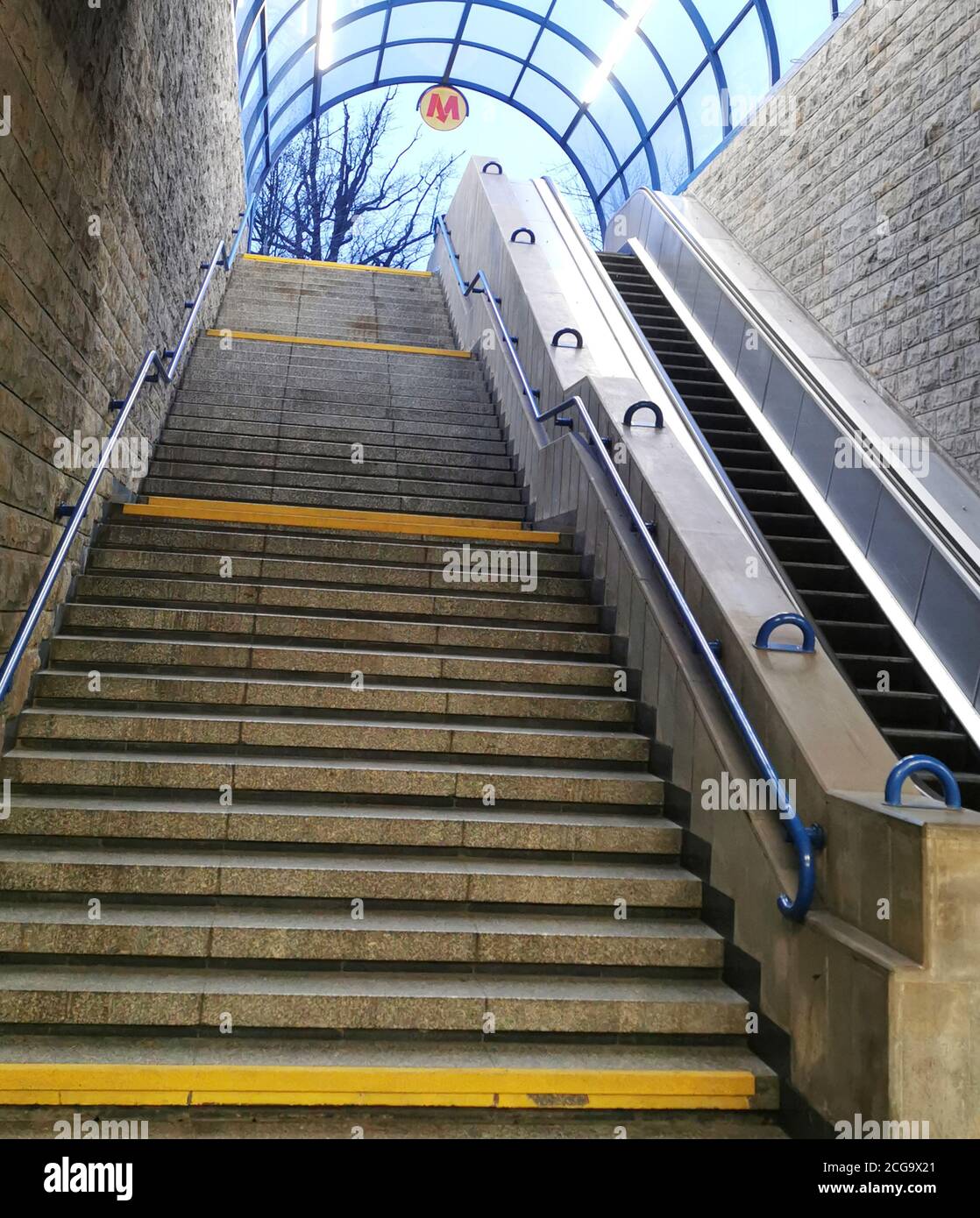 Staircase in subway architecture hi-res stock photography and images ...