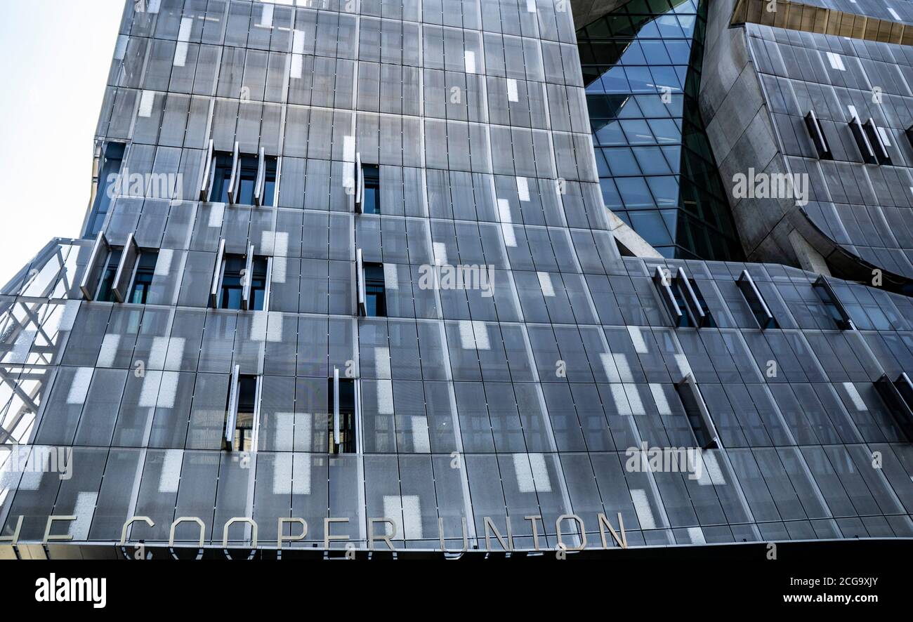 Modern education hi-res stock photography and images - Alamy