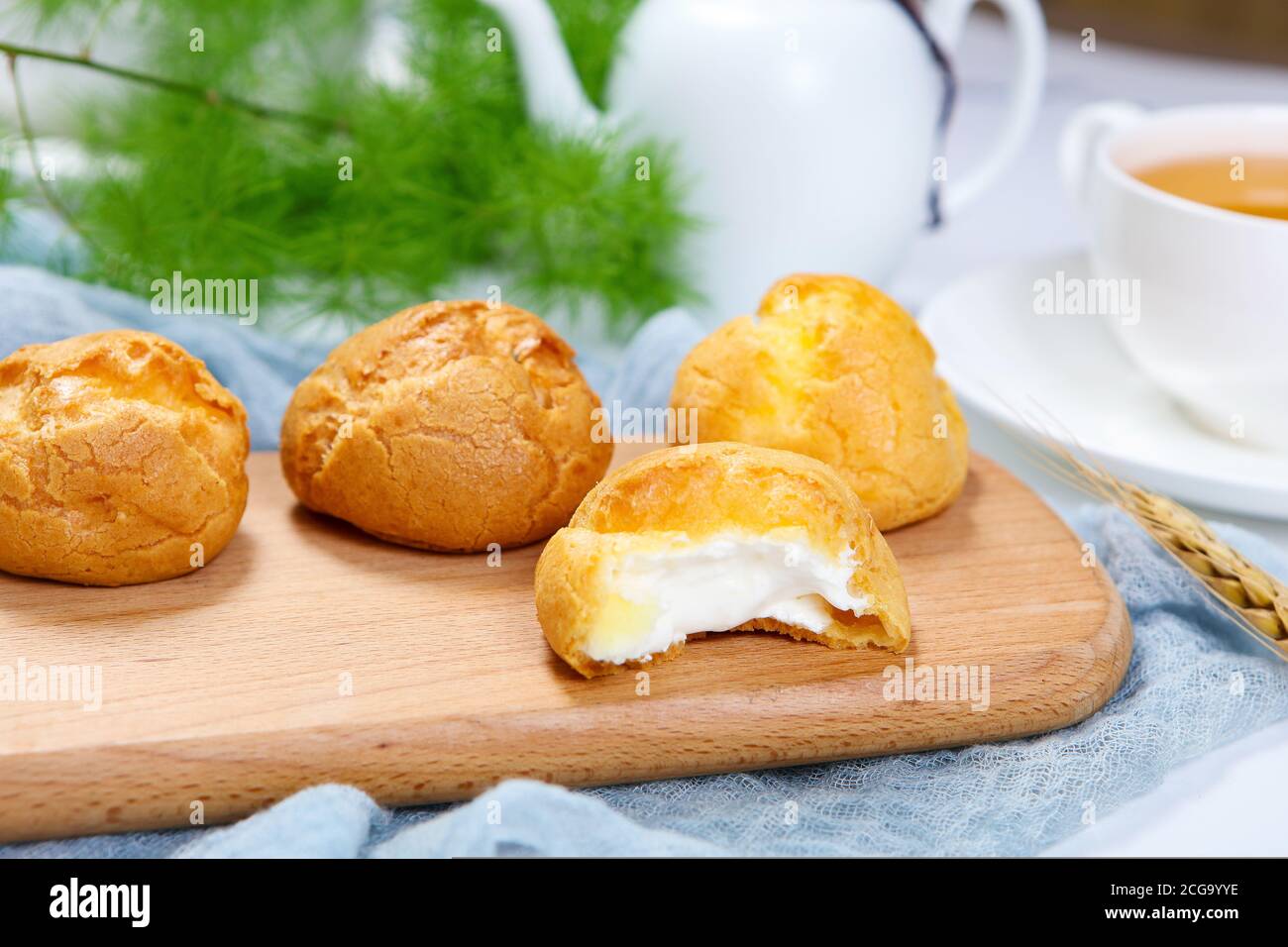 Puff delicious afternoon tea Stock Photo - Alamy