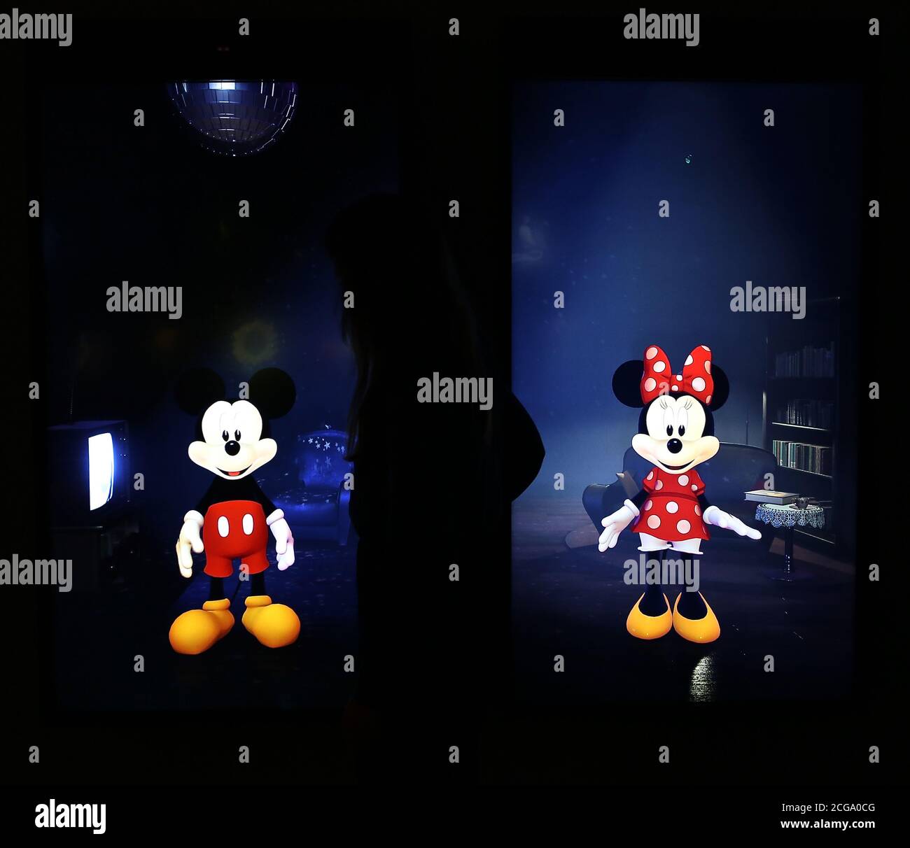 Dominic Harris is a British artist known for integrating modern ...