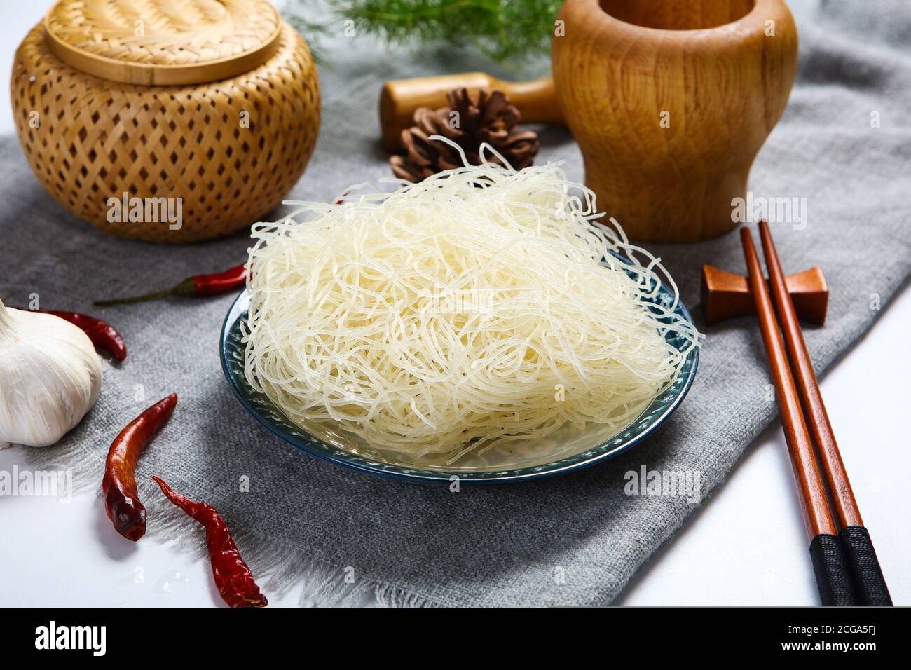 Small amount of rice hi-res stock photography and images - Alamy