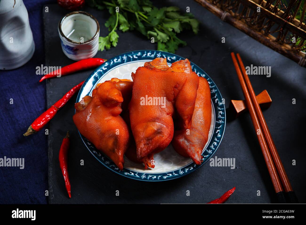 Pigs feet hi-res stock photography and images - Alamy