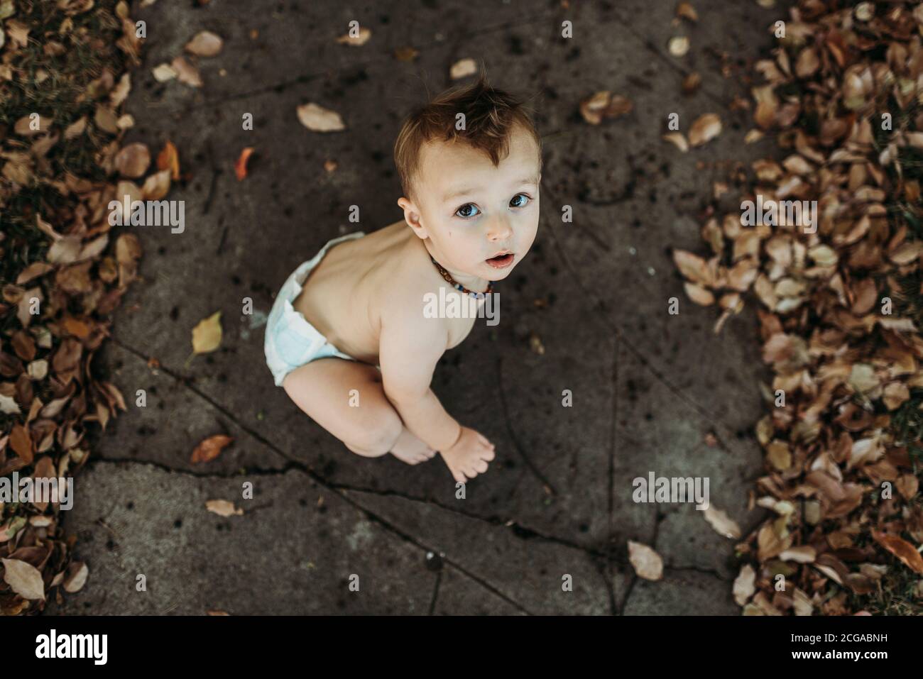 Toddler in diaper outside hi-res stock photography and images - Alamy