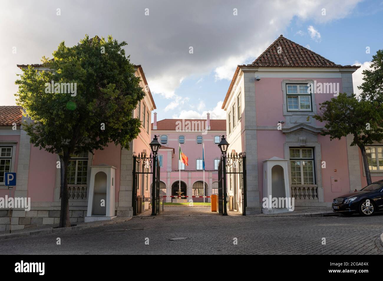 Beautiful view to old historic pink palace building in central Lisbon ...