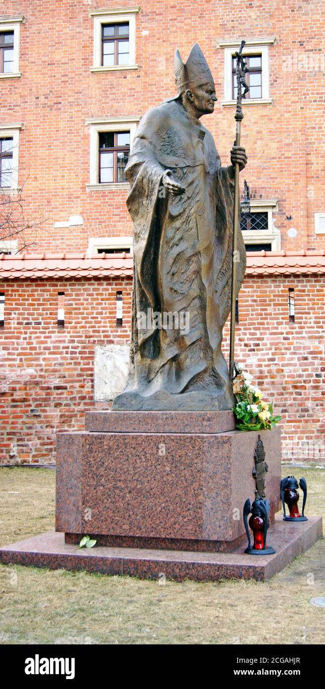 John Paul II monument honors the first Polish Pope with the statue on ...