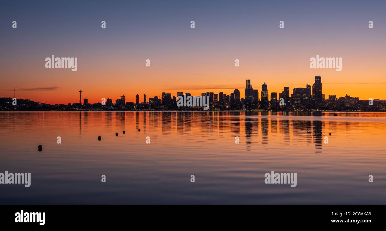 Sunrise from space hi-res stock photography and images - Alamy